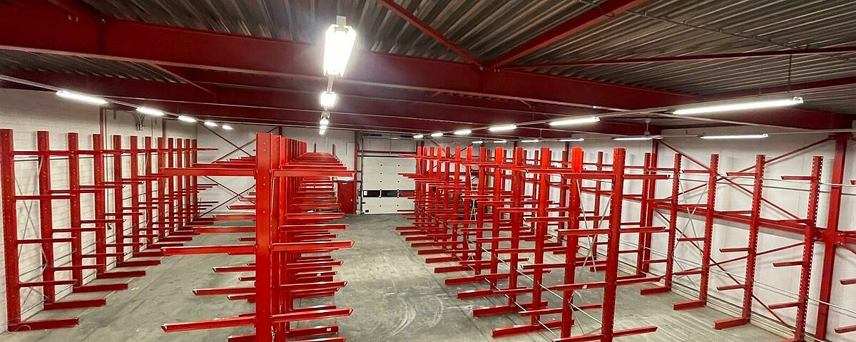 Cantilever racking in individual RAL colours | OHRA GmbH