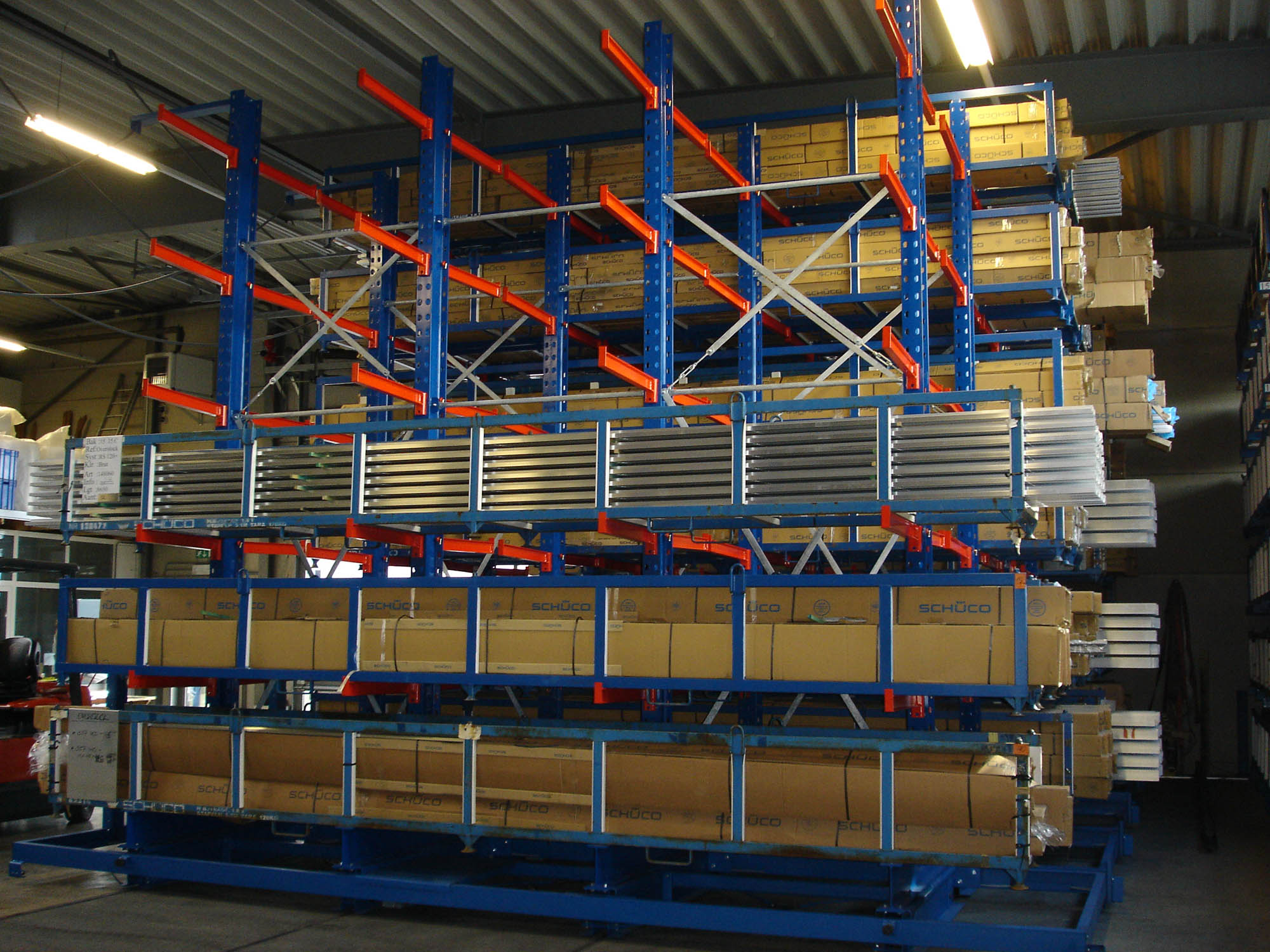 Racking systems for the aluminium industry | Cantilever racking | OHRA GmbH