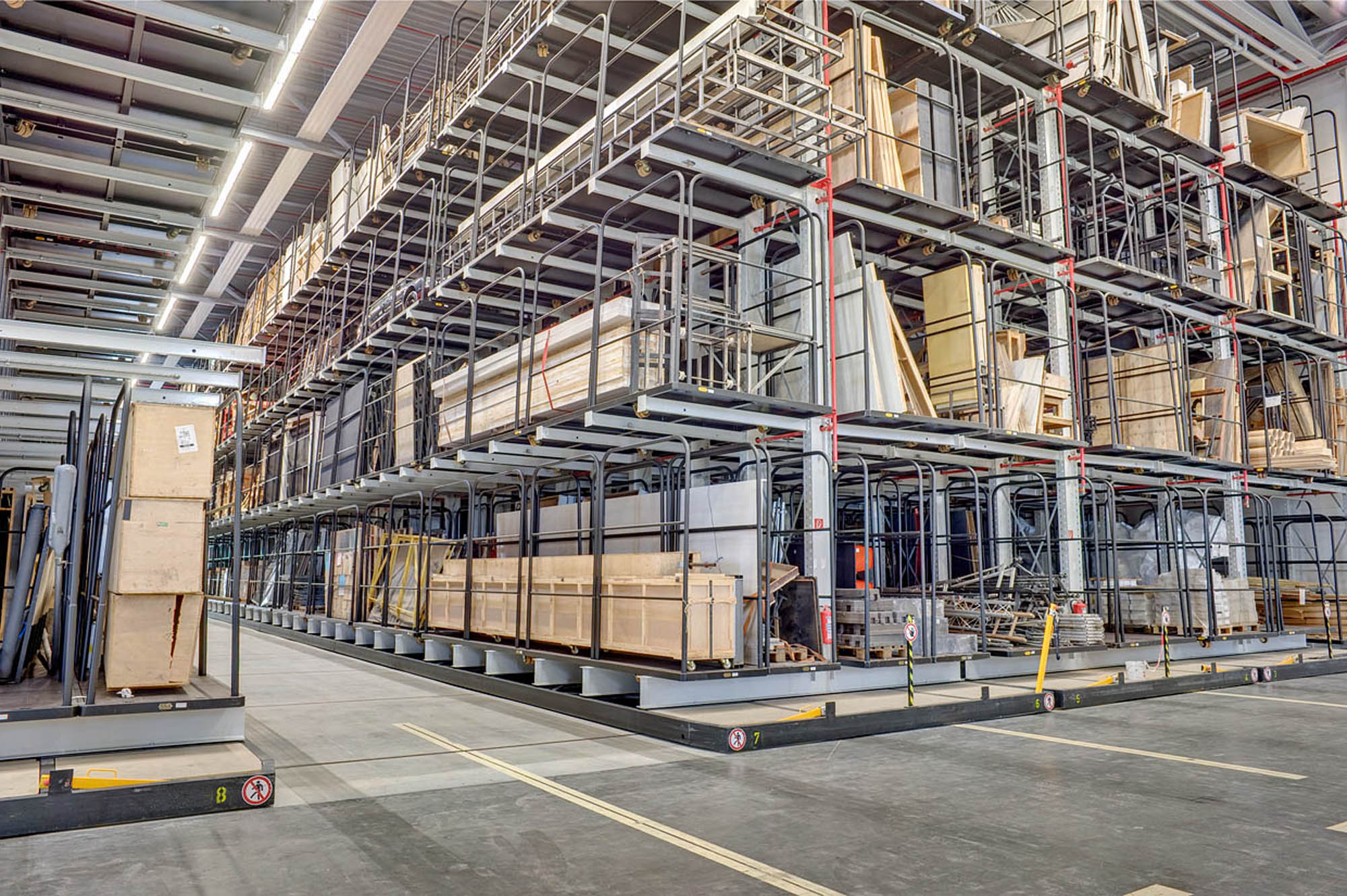 Mobile racking systems | Mobile racking systems | OHRA