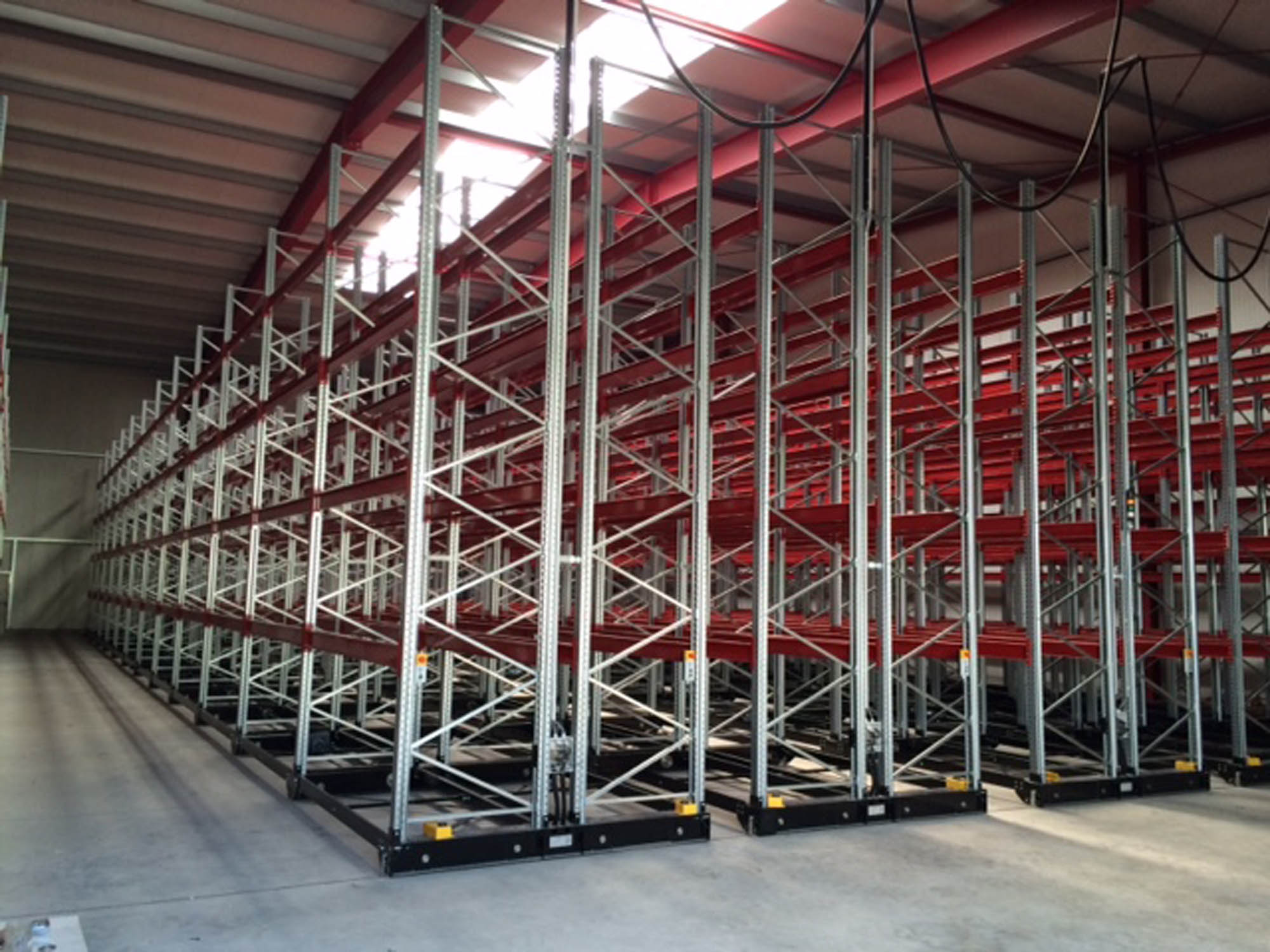 Mobile racking systems | Mobile racking systems | OHRA