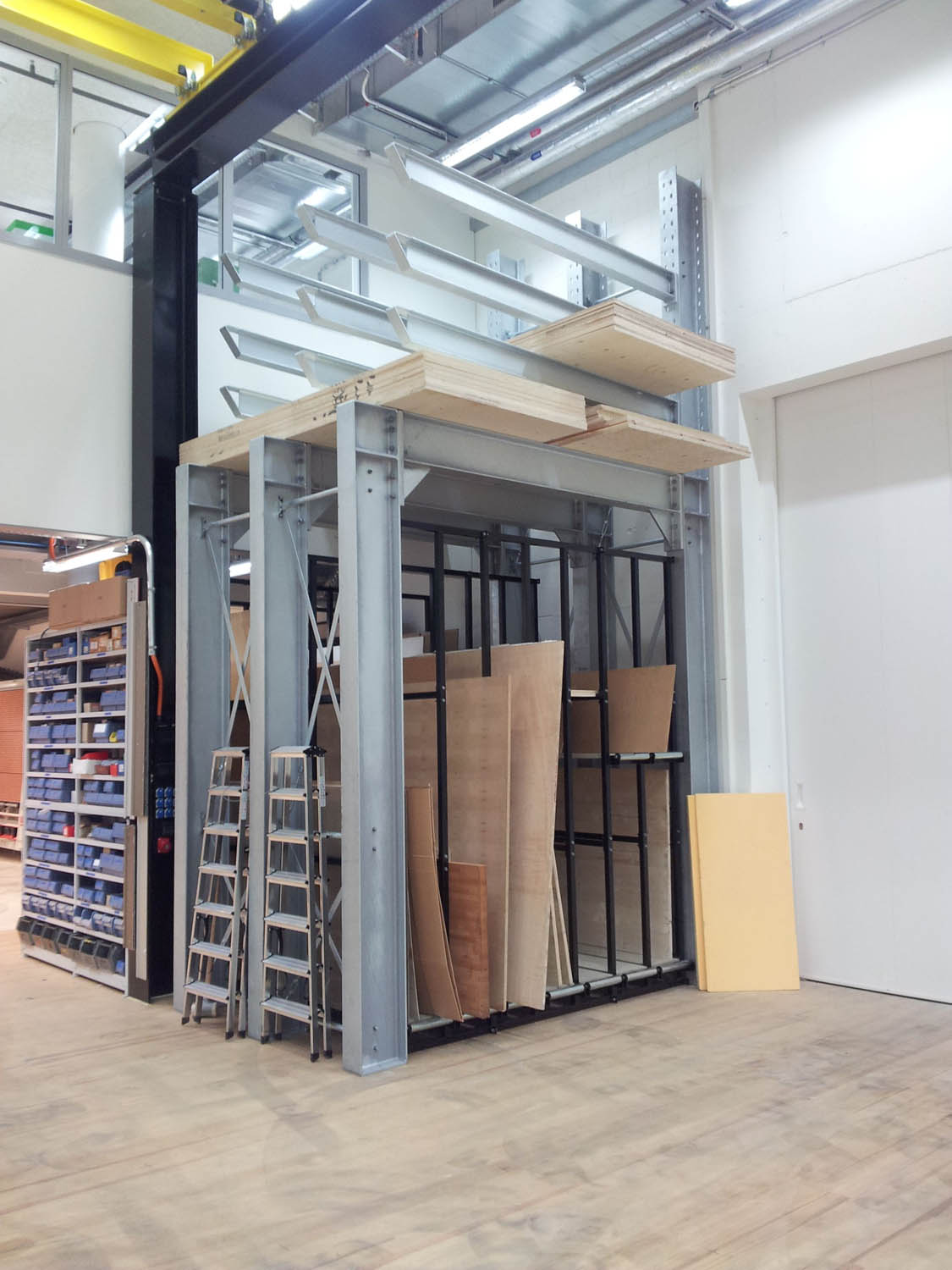 Vertical racking / Chipboard racking | Vertical storage | OHRA