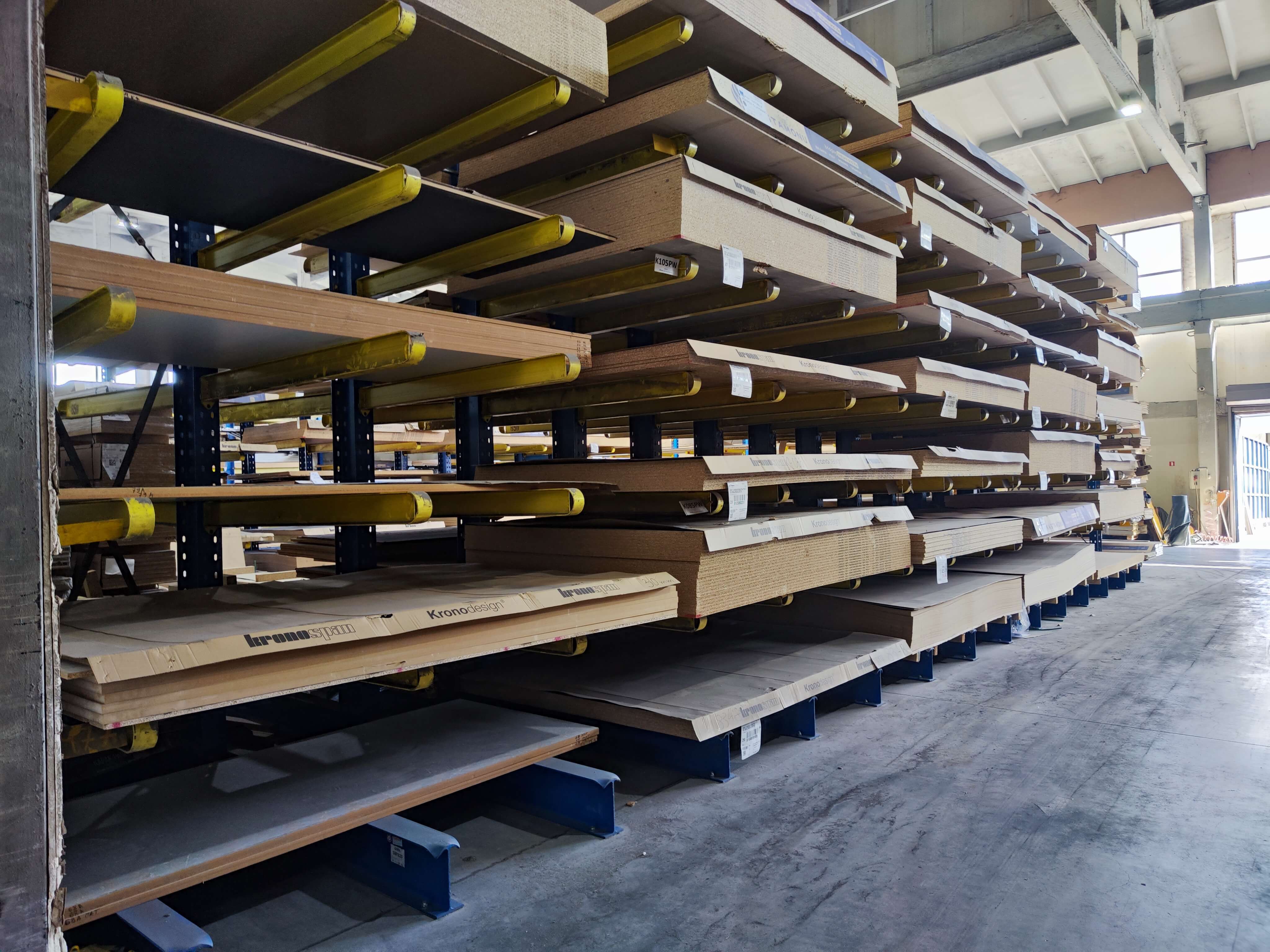 Heavy duty racking for building materials | OHRA GmbH